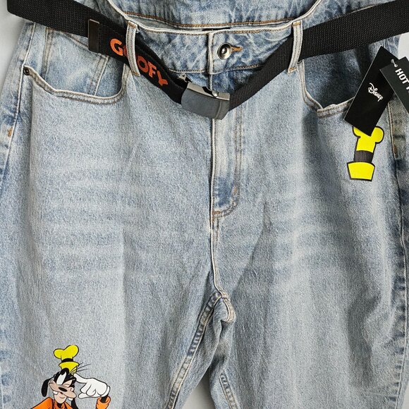 Disney | Jeans | Hot Topic Disney A Goofy Movie Character Mom Jeans ...